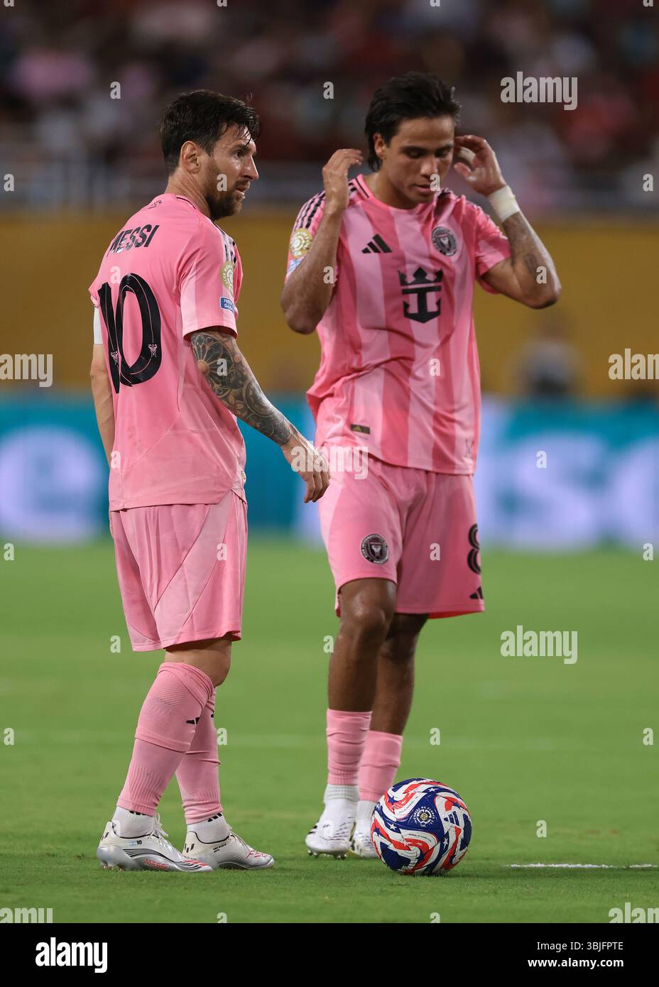 Lionel messi inter miami stands hi-res stock photography and images - Alamy
