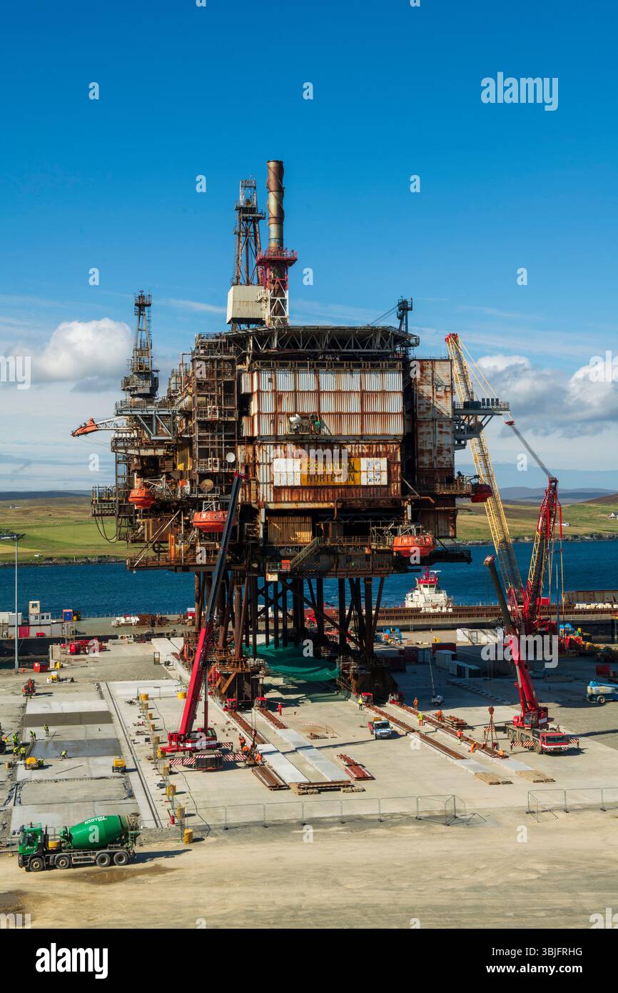 Dales voe shetland hi-res stock photography and images - Alamy