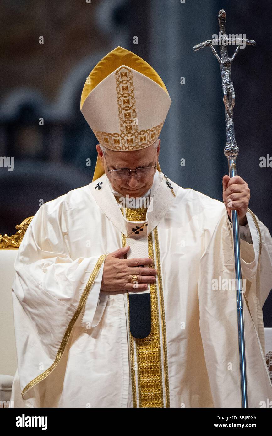 Vatican, Vatican. 15th June, 2025. Pope Leo XIV holds the pastoral ...