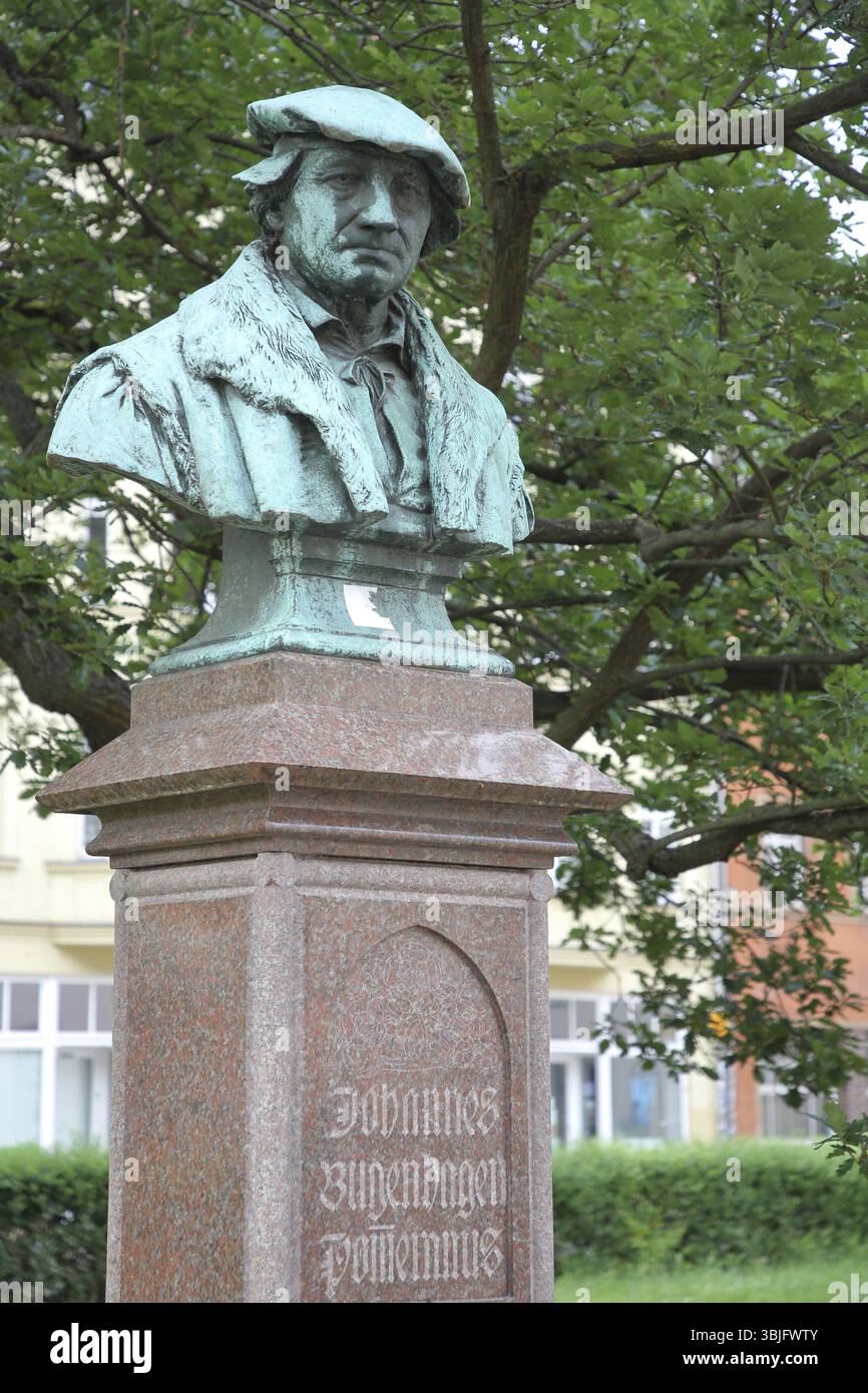 Monument to reformer and pastor Johannes Bugenhagen, sculpture ...