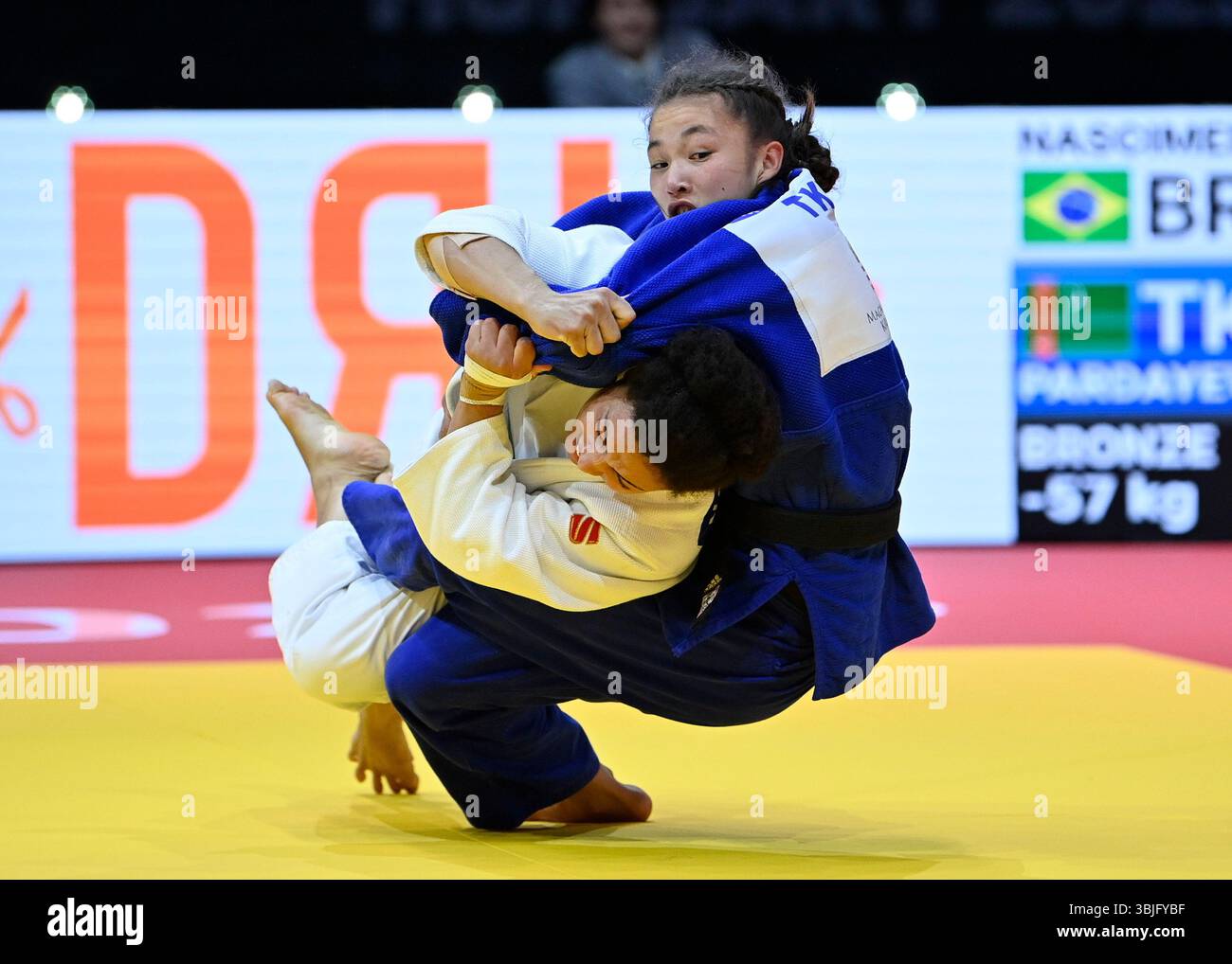 Brazil's Shirlen Nascimento, left, and Maysa Pardayeva of Turkmenistan ...