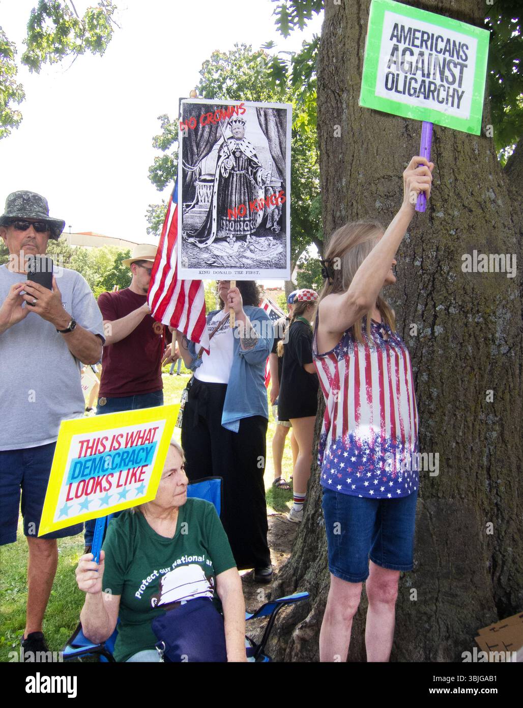 "No Kings" protest in Kansas City, Missouri, USA. June 14, 2025 Stock ...