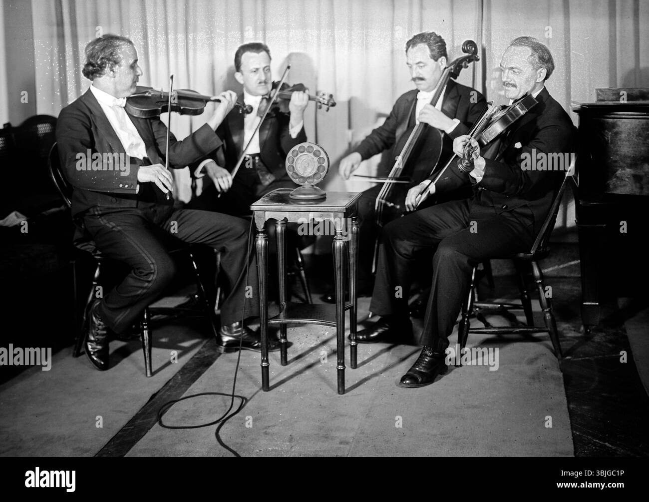 The Flonzaley Quartet, string quartet Stock Photo - Alamy