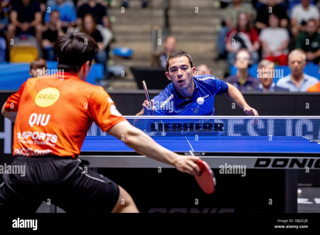 Hugo Calderano (Ochsenhausen) gegen Dang Qiu Tischtennis TTBL Finale 2025, 15.06.2025 Foto ...