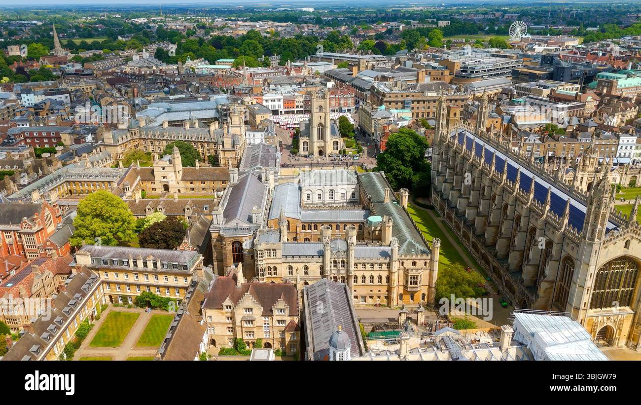 Panoramic cityscape cambridge featuring kings hi-res stock photography ...