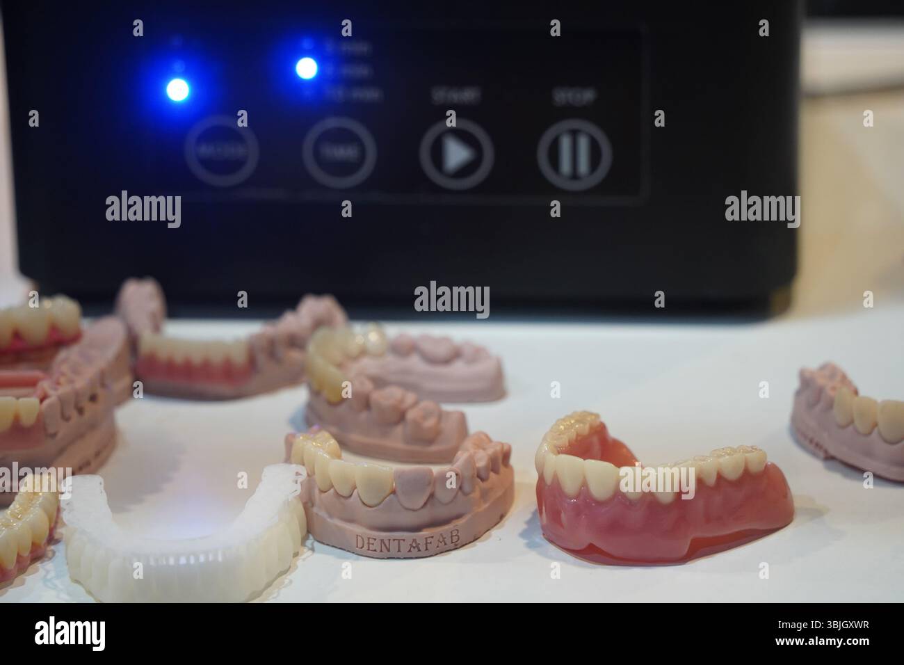 Mouth guard with teeth. Dental exhibition Stock Photo - Alamy