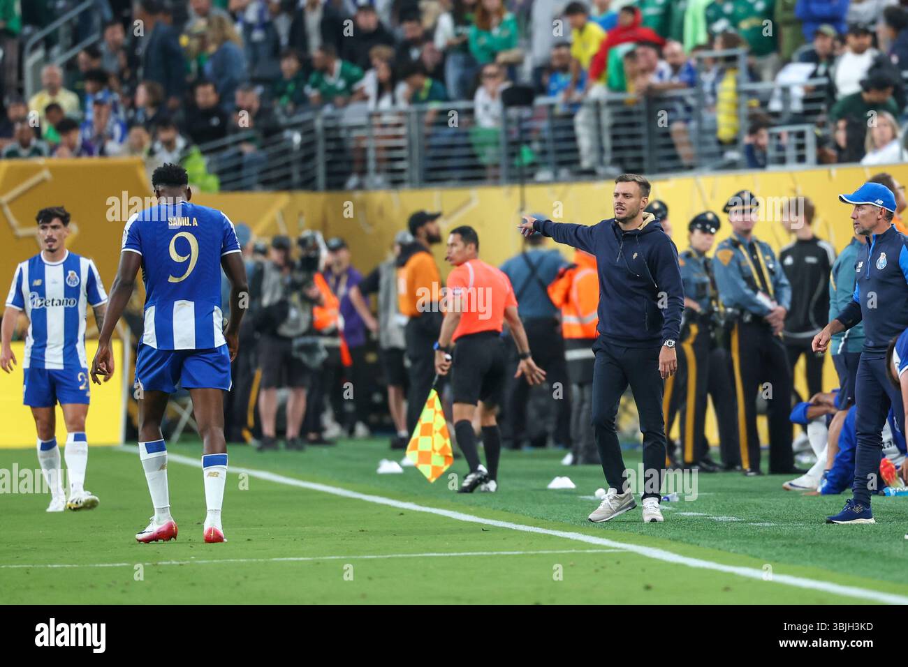 Martin Anselmi of Porto during the Group A match against Palmeiras in ...