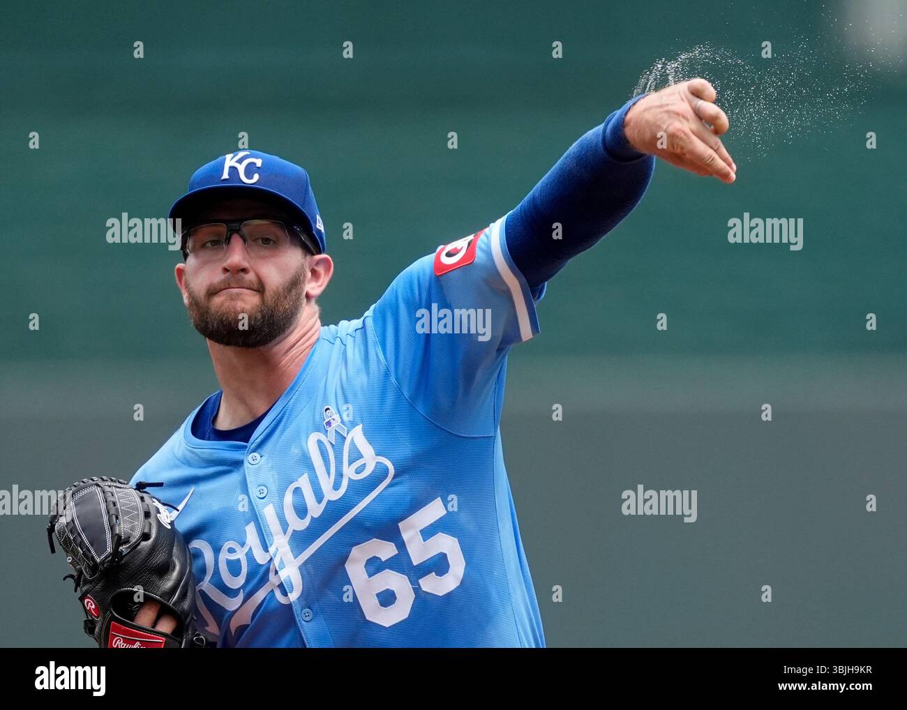 June 15, 2025: Kansas City Royals pitcher Noah Cameron (65) has sweat ...