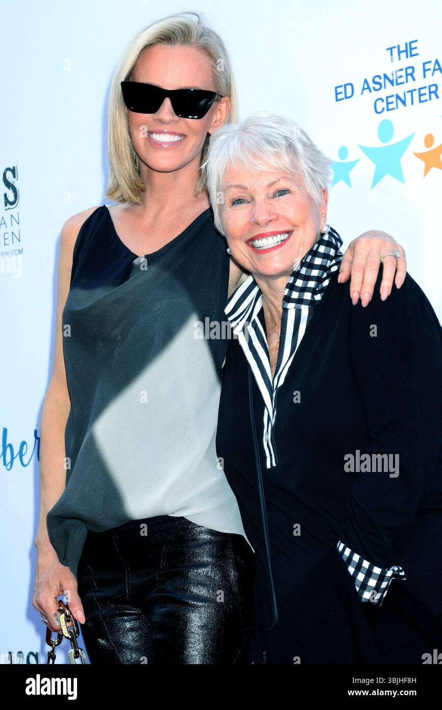 LOS ANGELES - JUN 14: Jenny McCarthy, Joyce Bulifant at the 2025 Ed ...