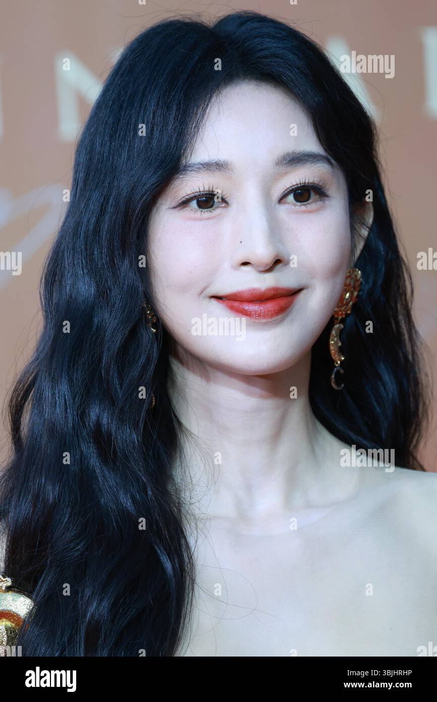 Chinese actress Zhang Li attends an activity in Shanghai, China, 12 June, 2025 Stock Photo - Alamy