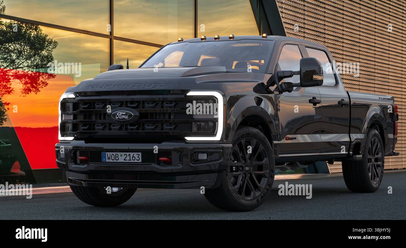 2025 Ford Super Duty F-350 Platinum Truck Stock Photo - Alamy