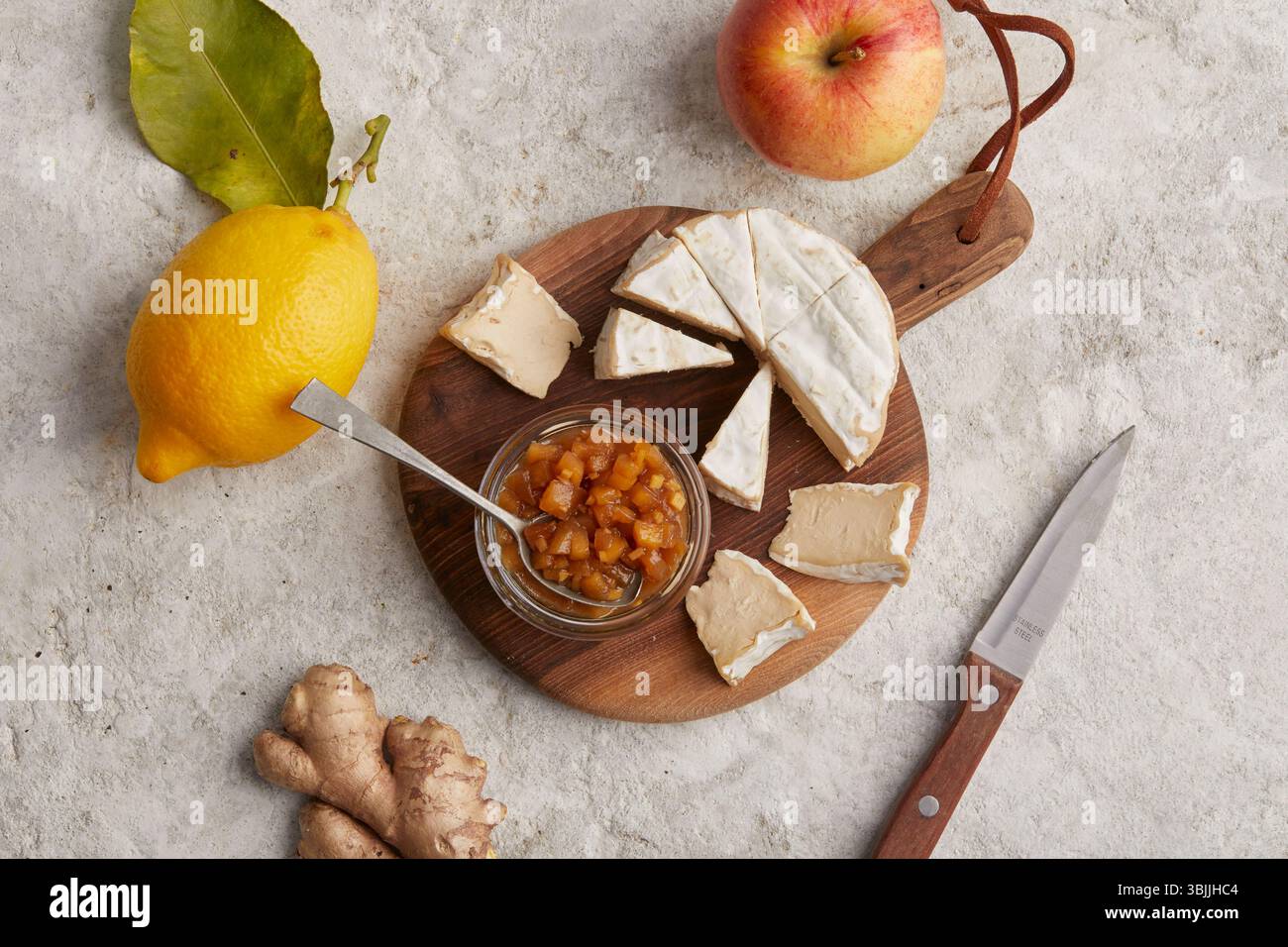 Apple Ginger Chutney Stock Photo - Alamy