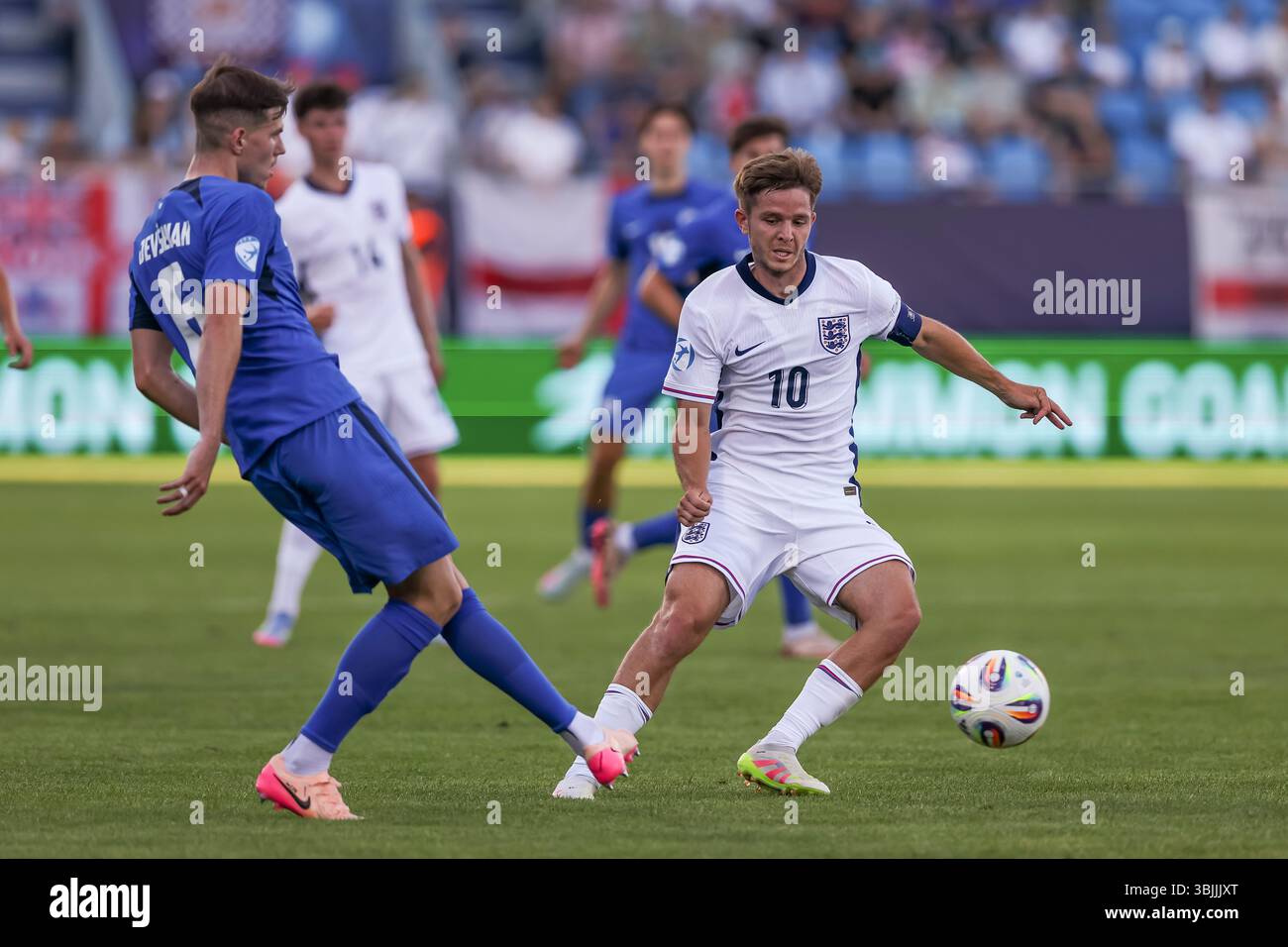 James McAtee (England U21)Zan Jevsenak (Slovenia U21) during the UEFA ...