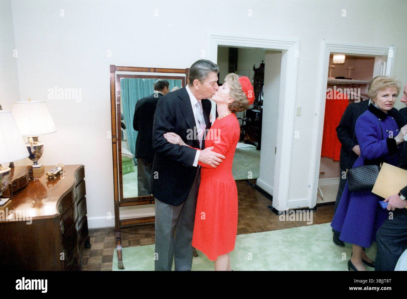 President Ronald Reagan and Nancy Reagan Kissing at Blair House Before ...