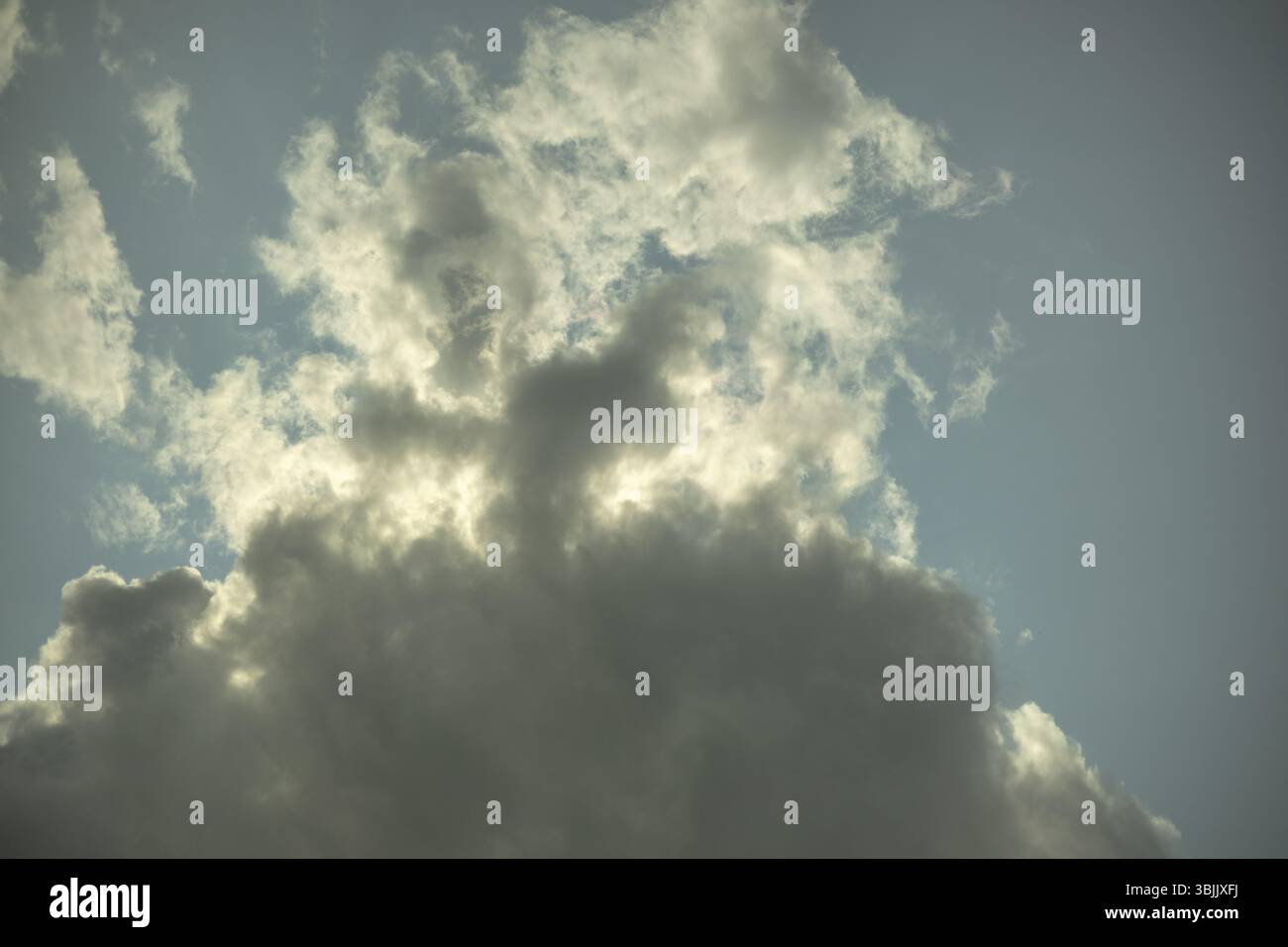 Minimal clouds hi-res stock photography and images - Alamy