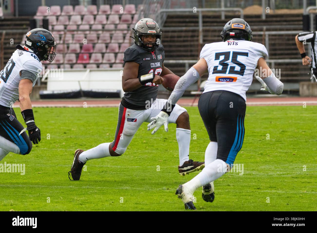 Keegan McCormick 12 QB ELF Week 5, Cologne Centurions vs Panthers ...