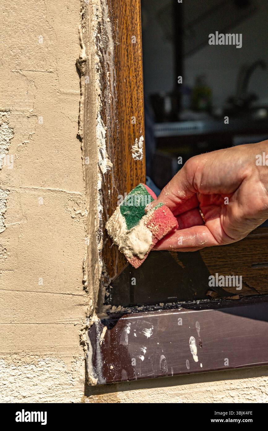 White feature environmental wall hi-res stock photography and images ...