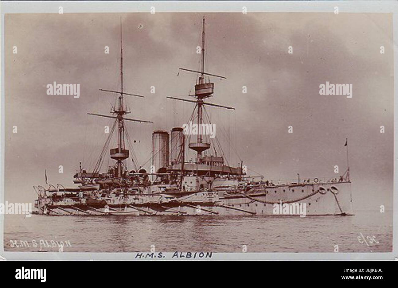 A photograph by Ernest Hopkins (1862–1911) from the 1910s shows the ...