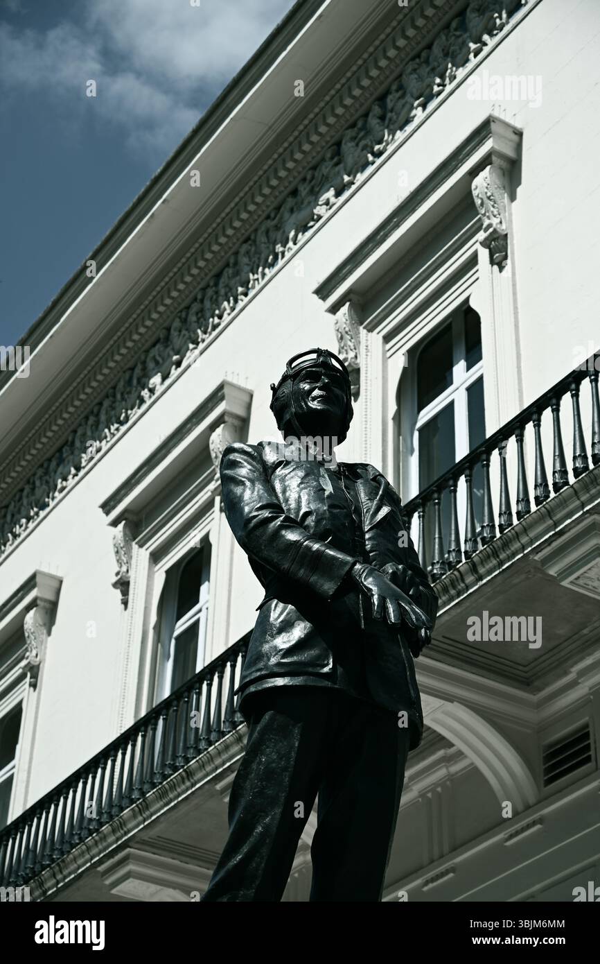 Keith Park Monument Stock Photo - Alamy