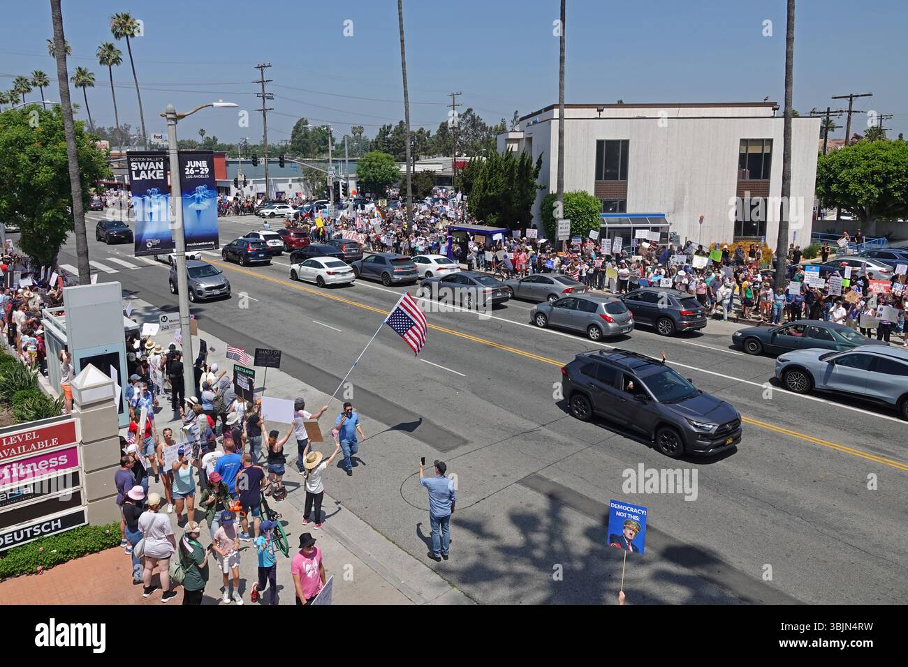 Los Angeles, California, USA - June 14, 2025: Protesters are shown ...