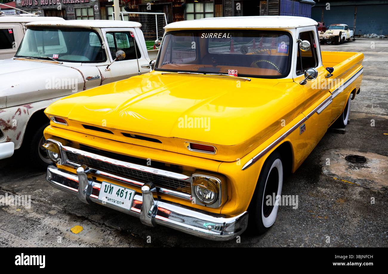 1960s pickup truck hi-res stock photography and images - Alamy