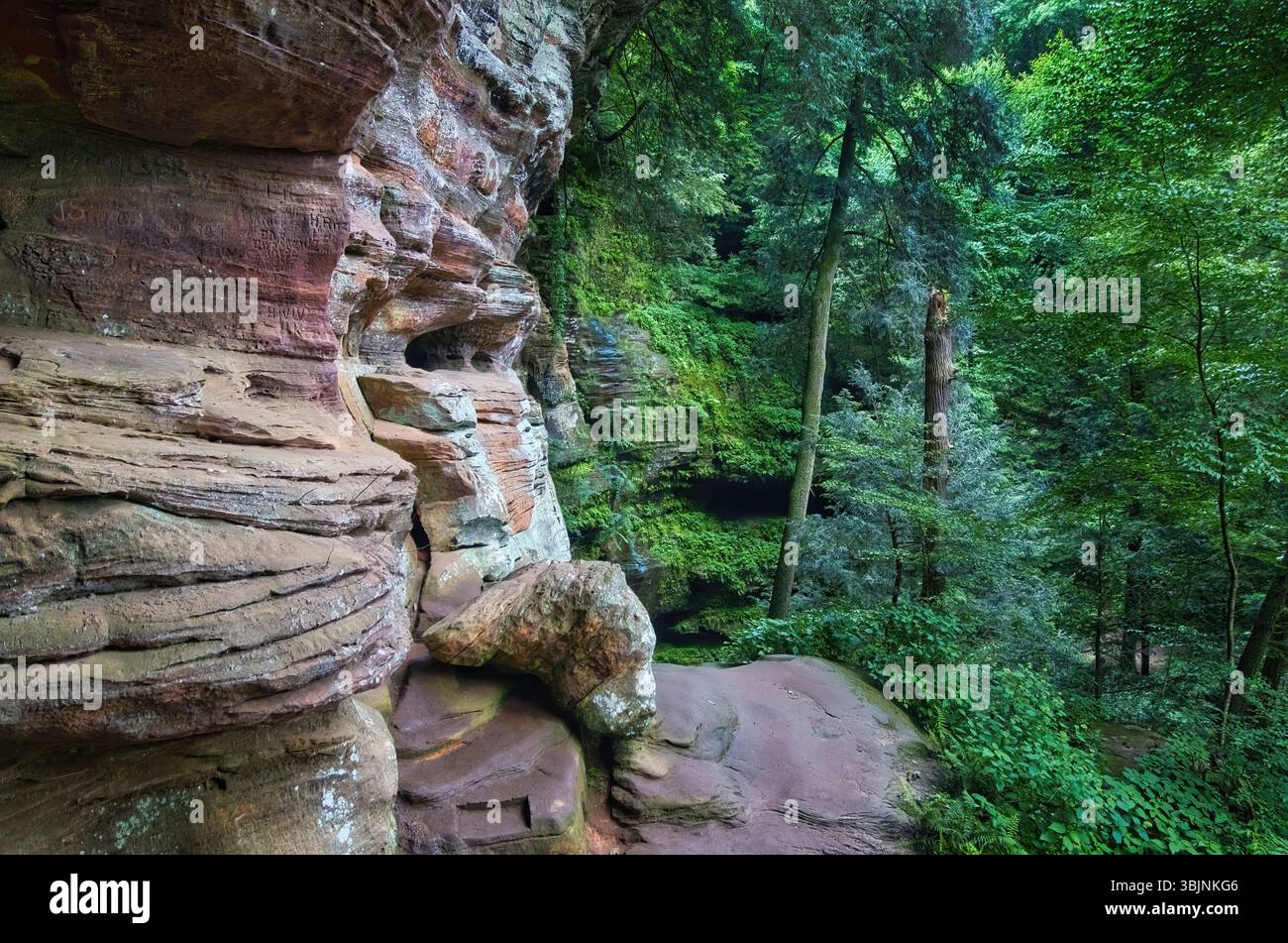 Beautiful landscape hills cliffs hi-res stock photography and images ...