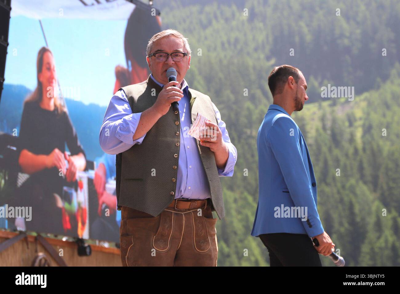 Sepp Adlmann und Daniel Düsenflitz bei der Pressekonfernez zum 30 ...