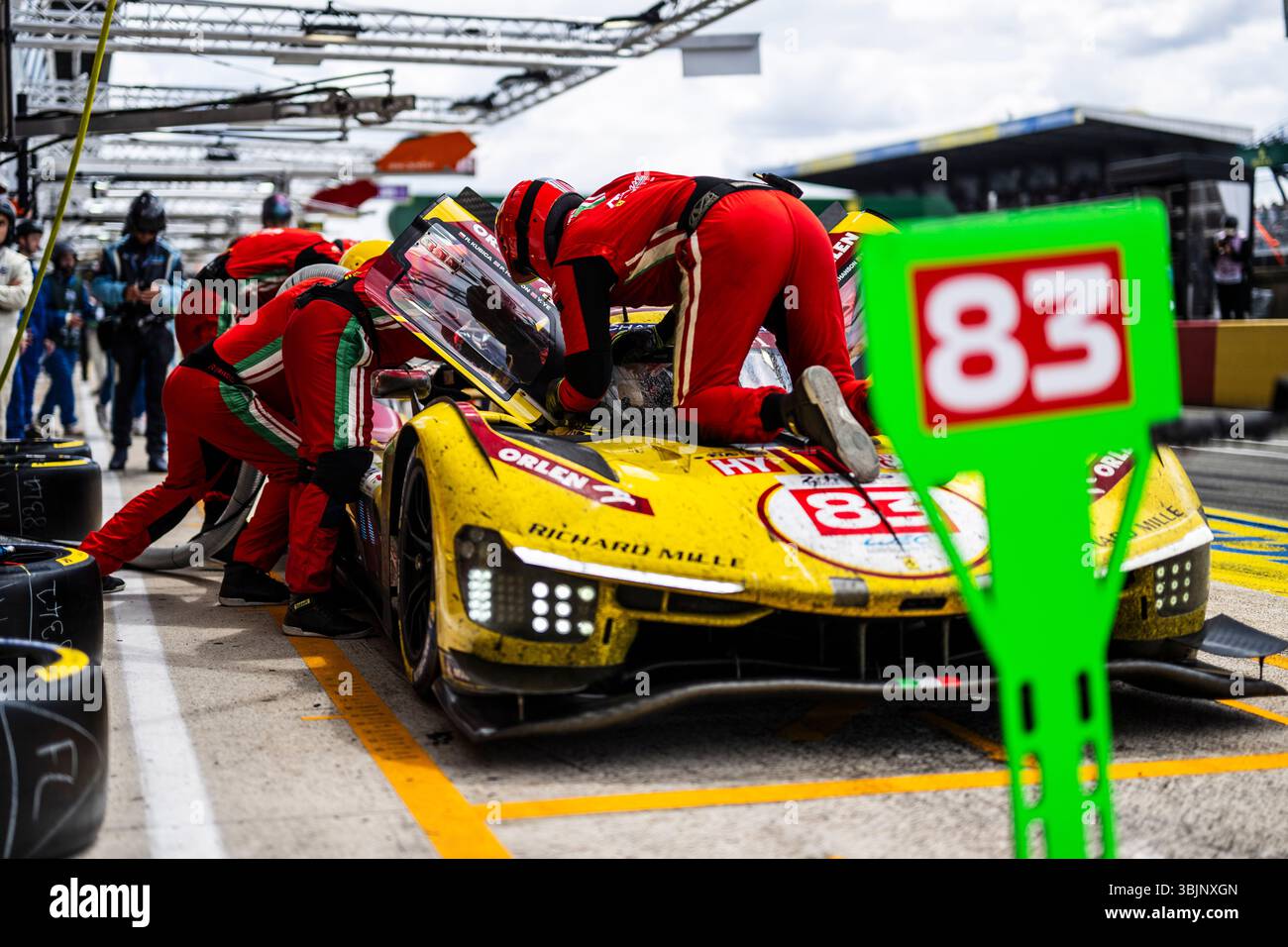 Le Mans, France. 15th June, 2025. 83 KUBICA Robert (pol), YE Yifei (chn), HANSON Philip (gbr ...