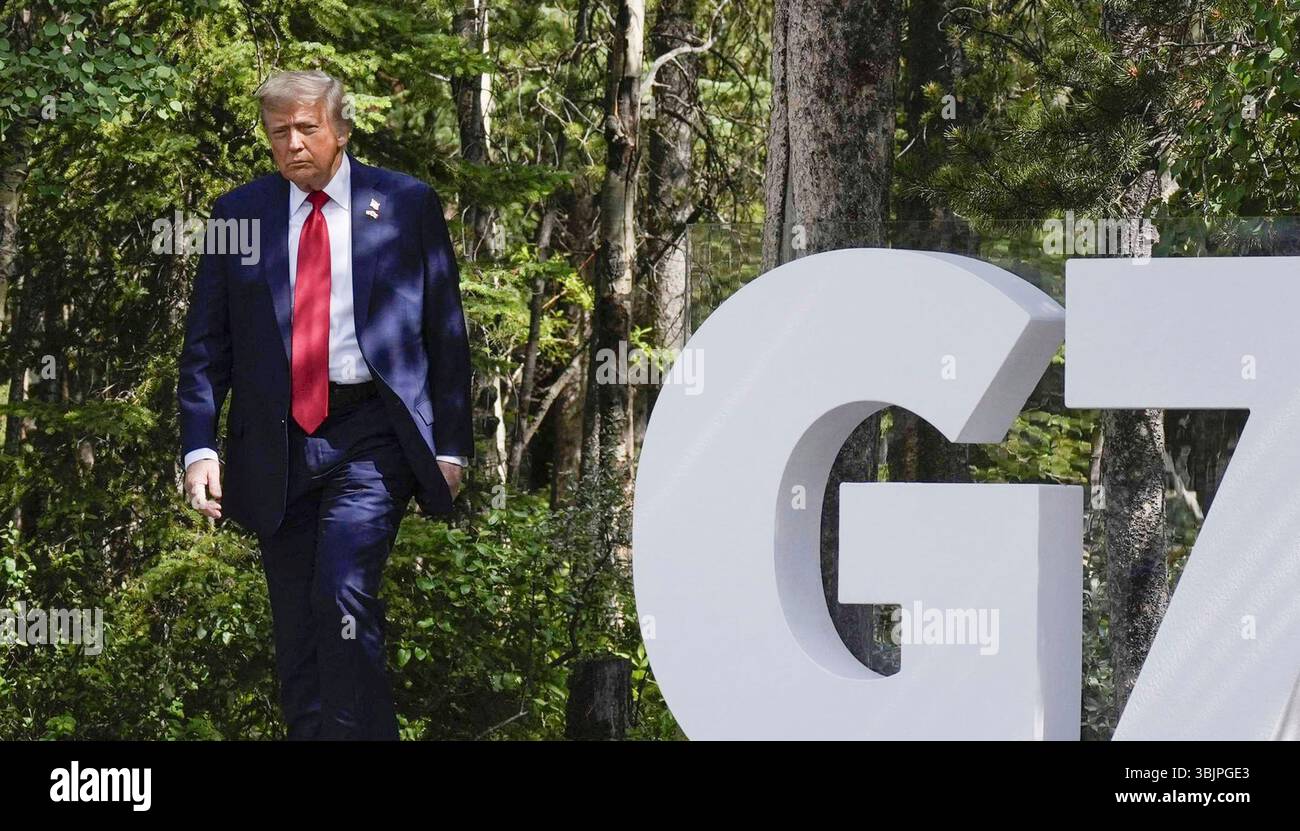 U.S. President Donald Trump heads to welcoming event of G7 Summit ...