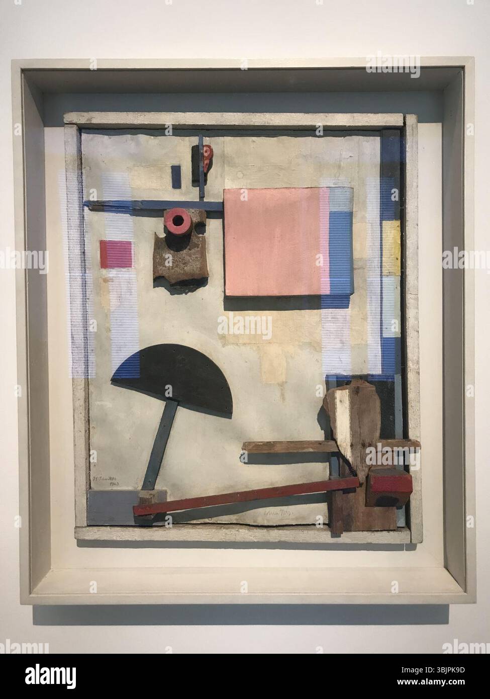 Kurt Schwitters - Merzbild Kijkduin Stock Photo - Alamy