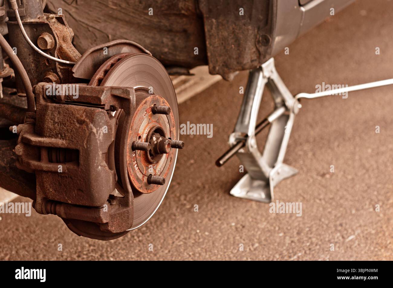 Wheel of a car without tire hi-res stock photography and images - Alamy