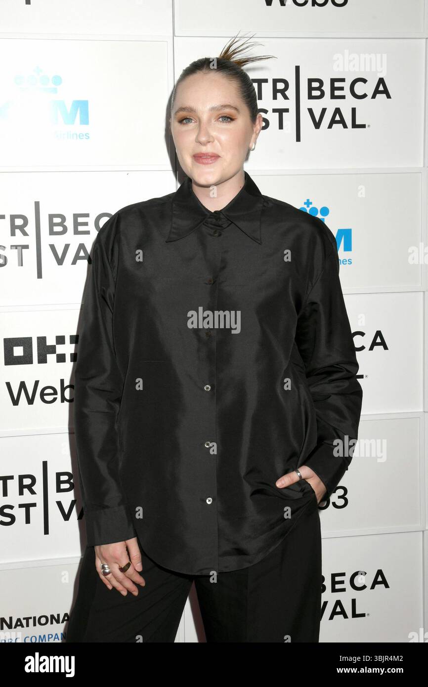 Amy Forsyth at arrivals for THE GILDED AGE Season 3 Premiere at the ...