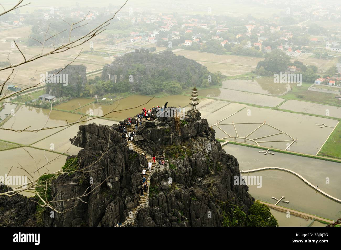 The view from Hang Mua Viewpoint or Nui Ngoa Long (Lying Dragon ...