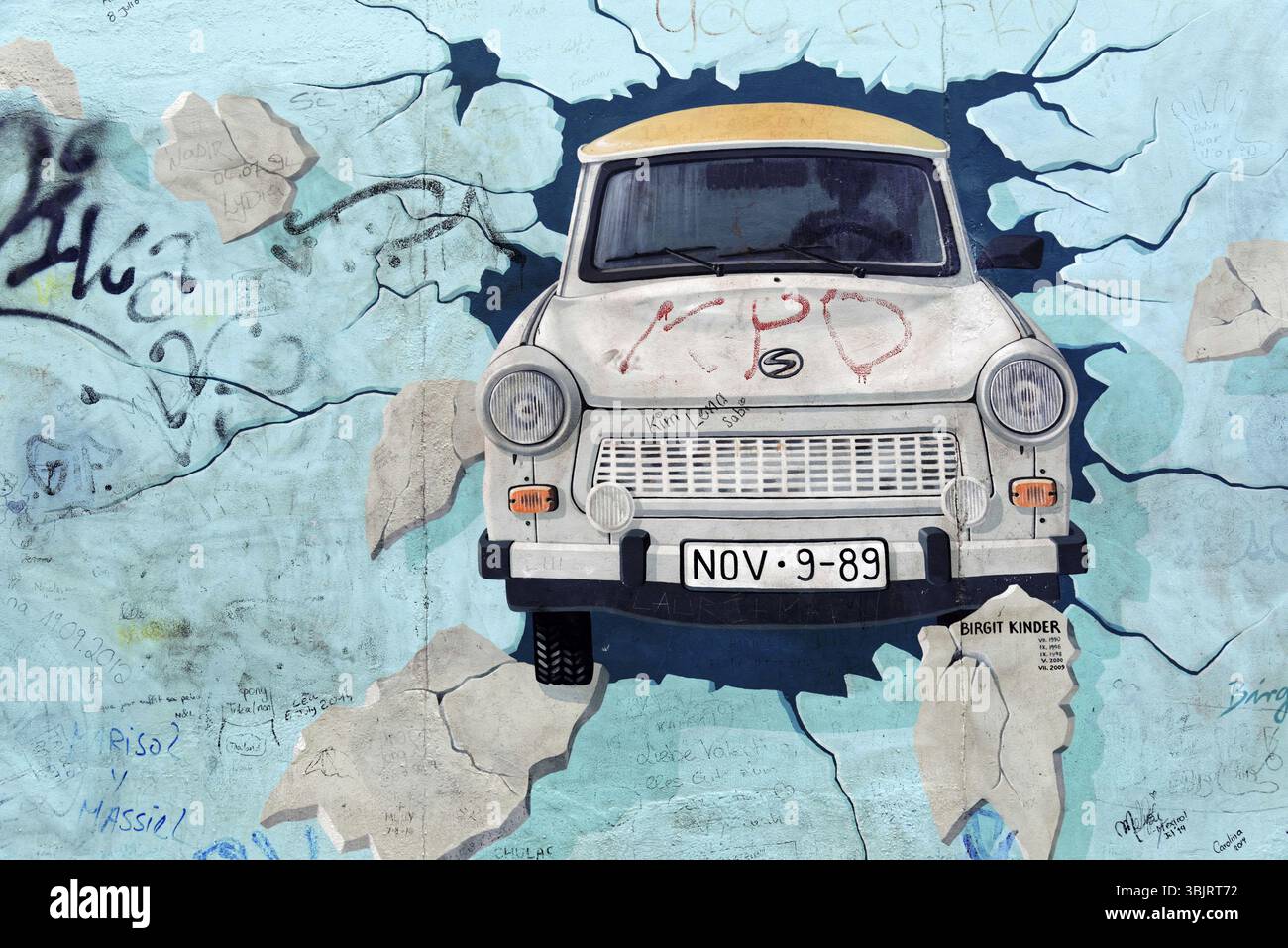 Realistic depiction of a Trabant breaking through the Berlin Wall ...