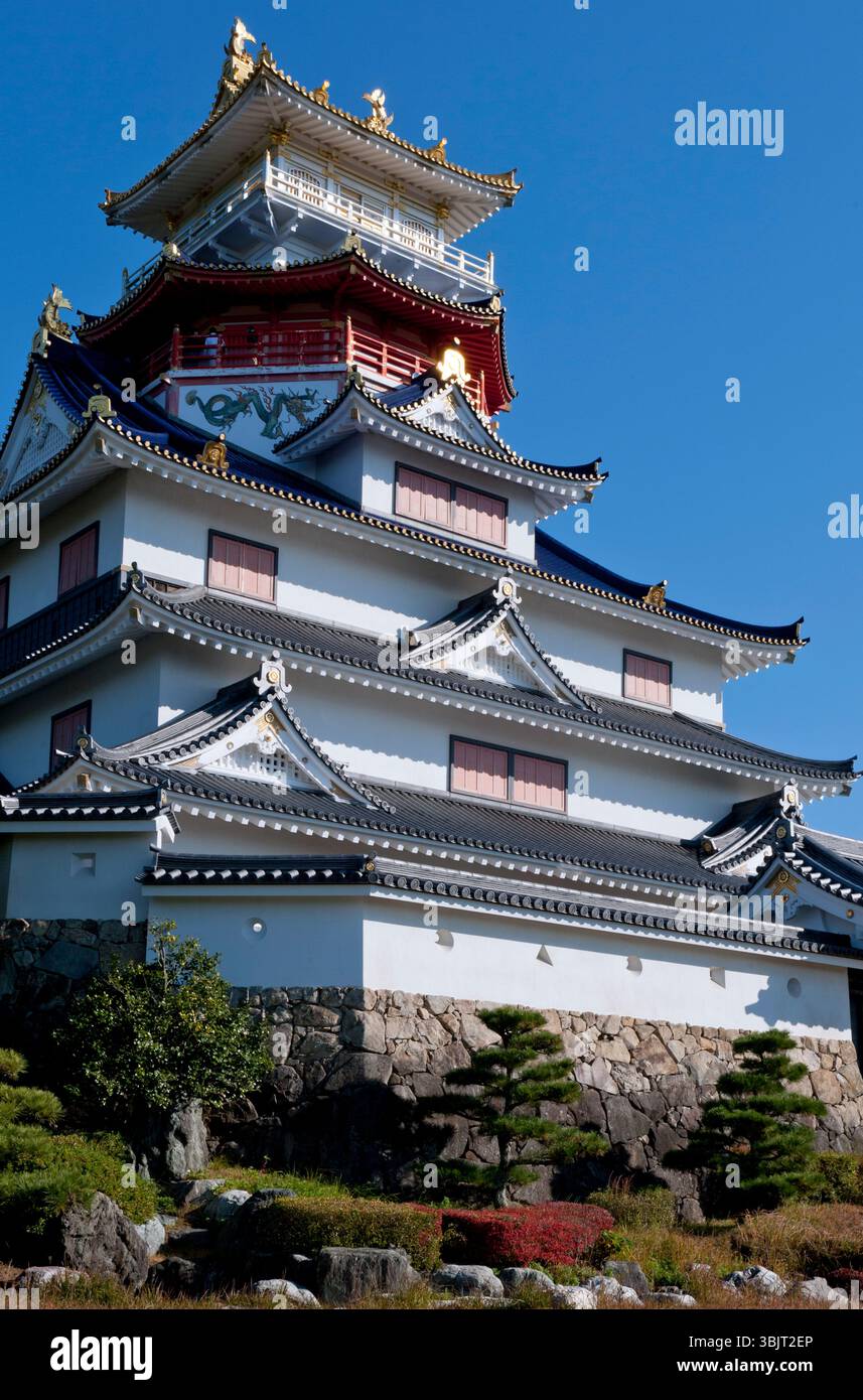 Re-creation of tenshu (main tower) of Oda Nobunaga's Azuchi Castle at ...