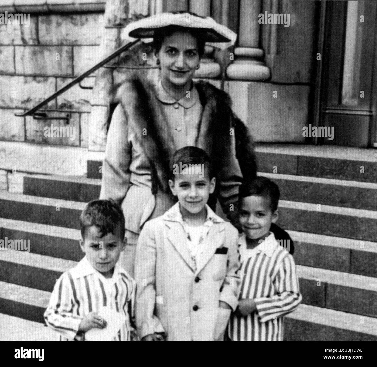 1959 c., CHICAGO , USA : The american-born future Pope Robert Francis ...