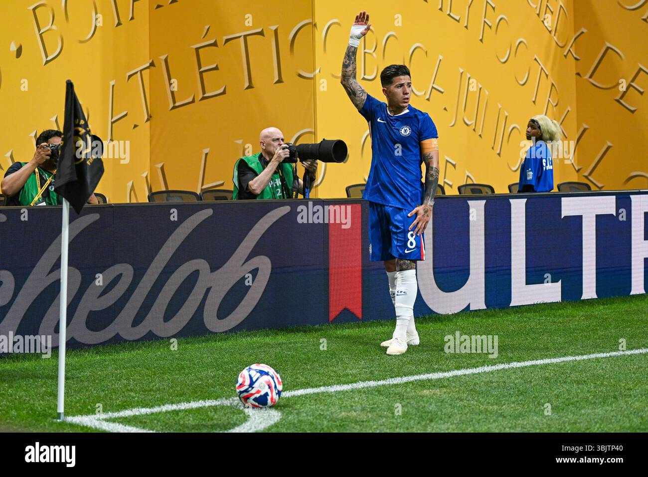ATLANTA, GA – JUNE 16: Enzo Fernandez #8 of Chelsea prepares for a ...