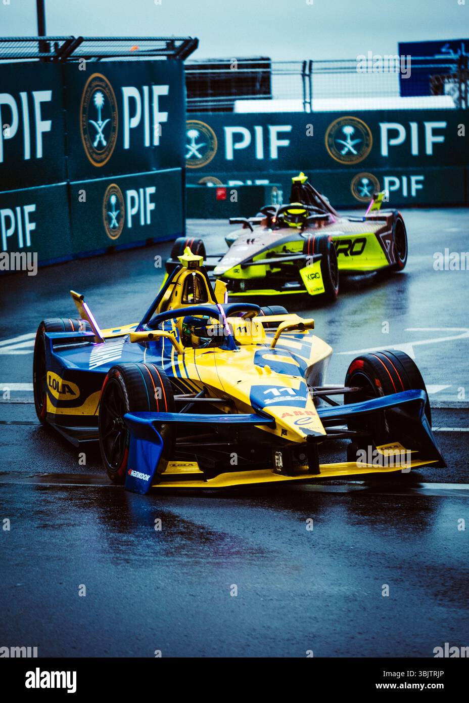 Lola Yamaha ABT driver Lucas Di Grassi and Cupra Kiro driver David ...