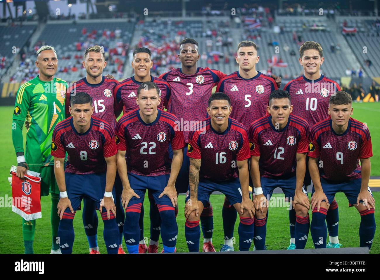 SAN DIEGO, CA - JUNE 15: The Costa Rica starting eleven pose for their ...