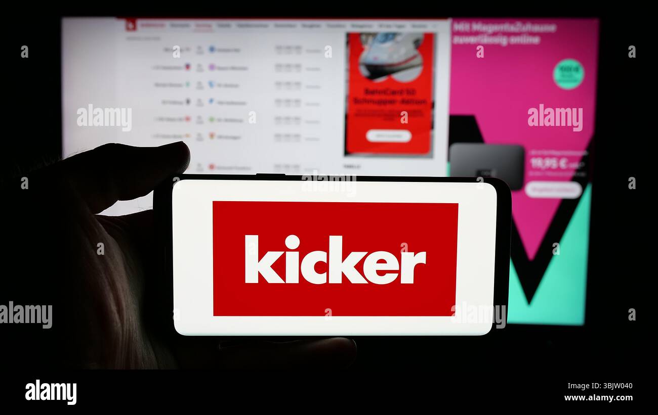 Kicker magazine hi-res stock photography and images - Alamy