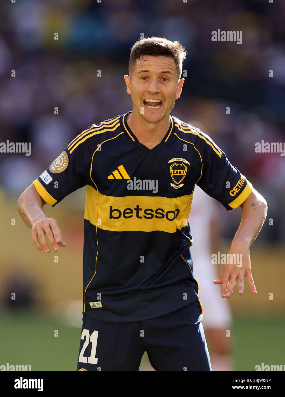 Miami Gardens, USA. 16th June, 2025. Ander Herrera of Boca Juniors ...