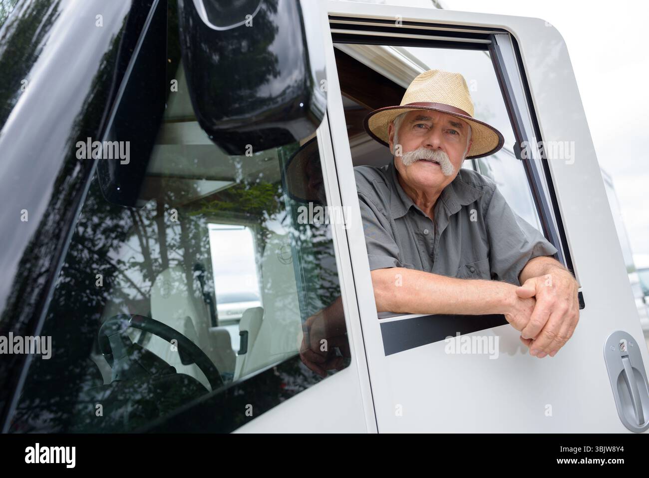 Box truck man design hi-res stock photography and images - Alamy