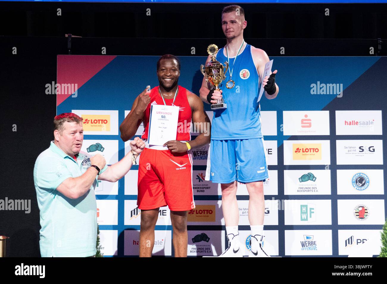 Amateurboxer hi-res stock photography and images - Alamy