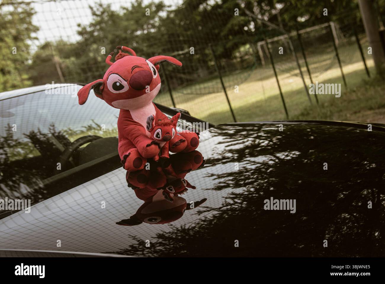 Lilo and stitch 2025 hi-res stock photography and images - Alamy