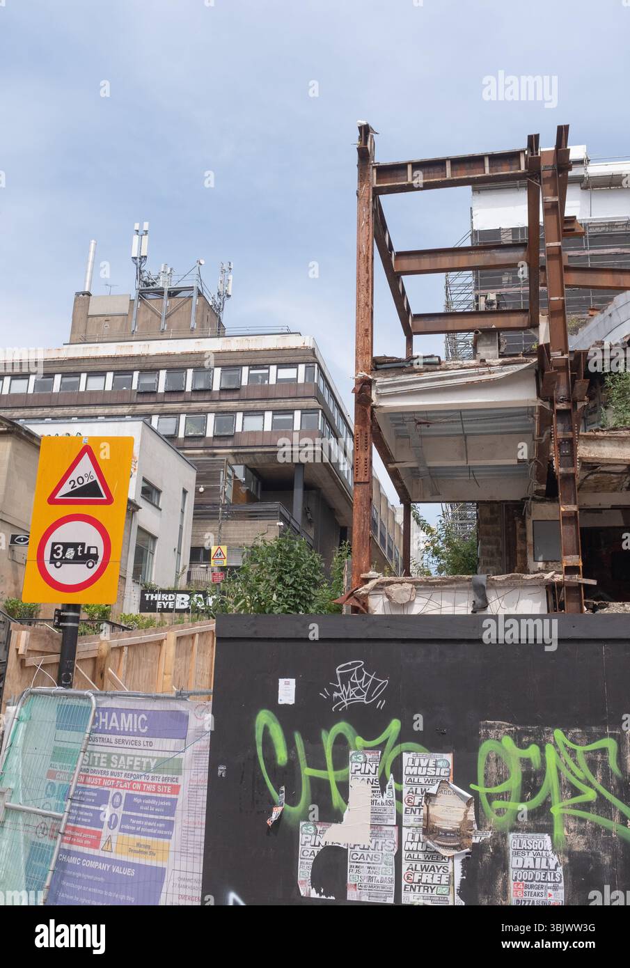 Fire behind buildings in city hi-res stock photography and images - Alamy
