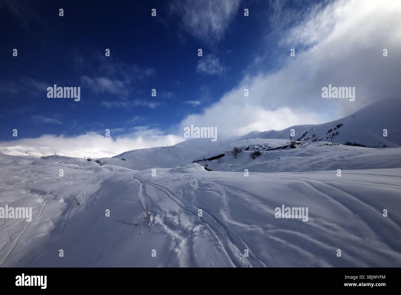 Piste off hi-res stock photography and images - Alamy