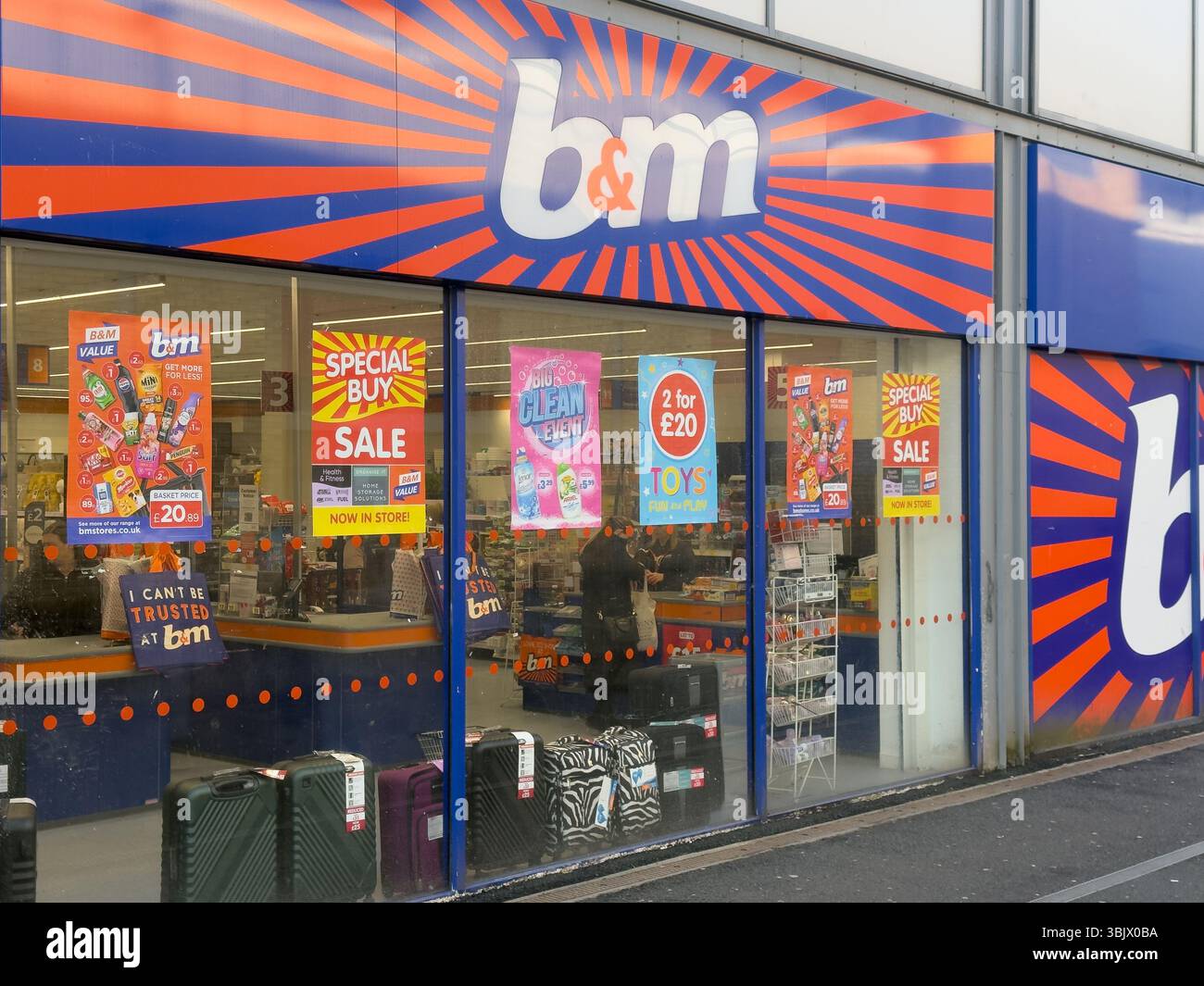 Huyton town centre hi-res stock photography and images - Alamy