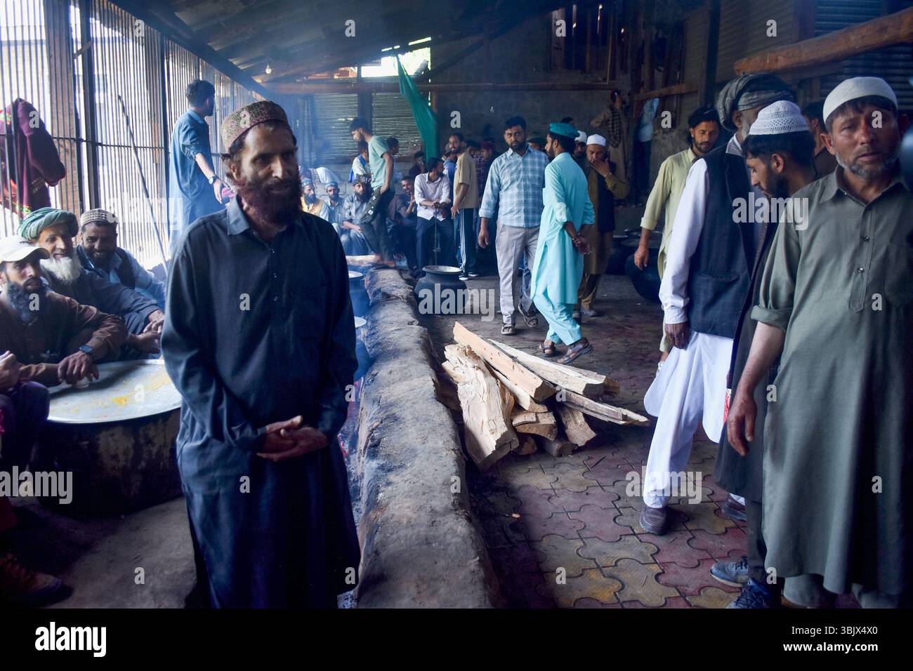 Thousands of Muslim devotees thronged the shrine to observe the death ...