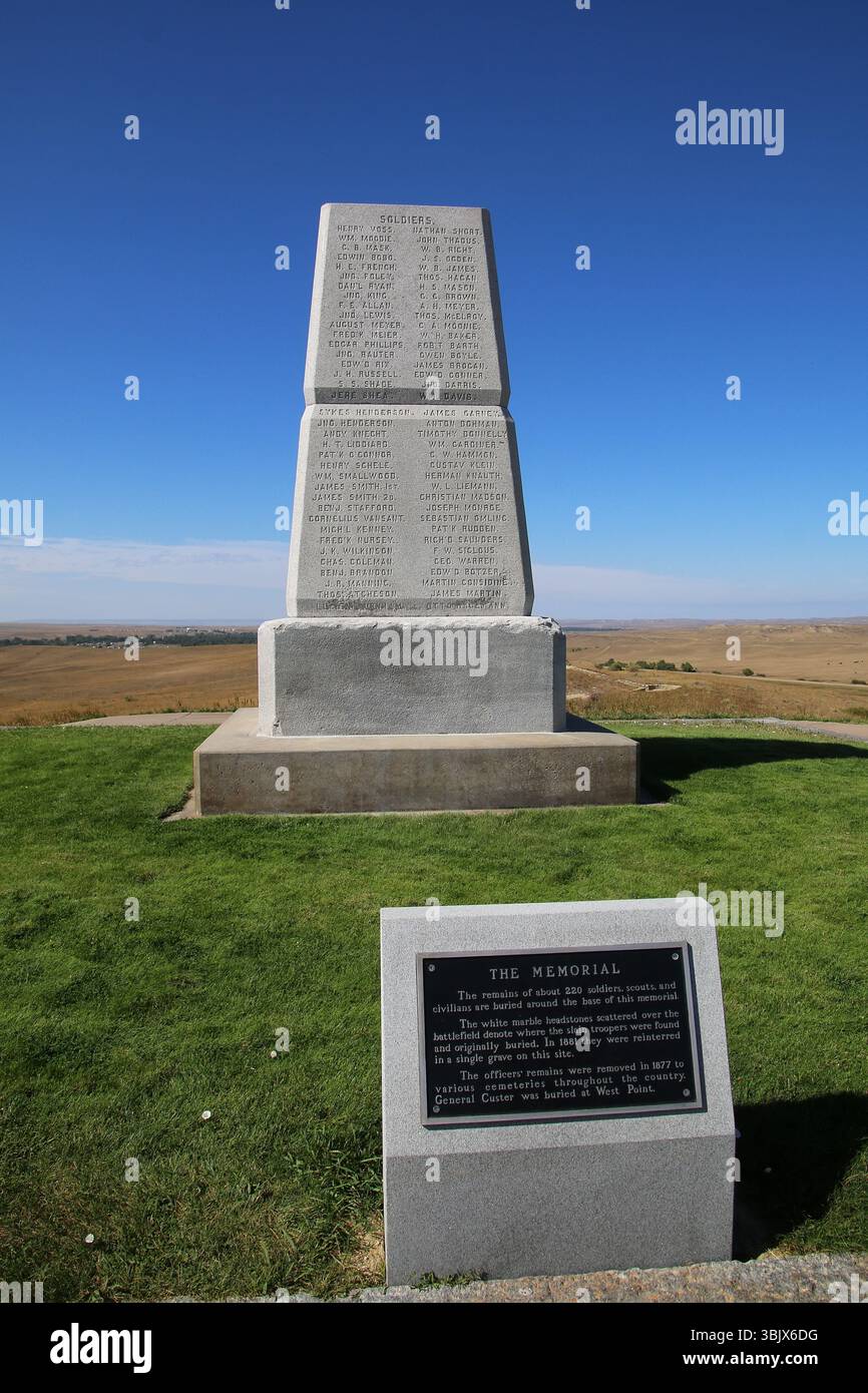 U.S. Army Memorial on Last Stand Hill at Little Bighorn Battlefield ...