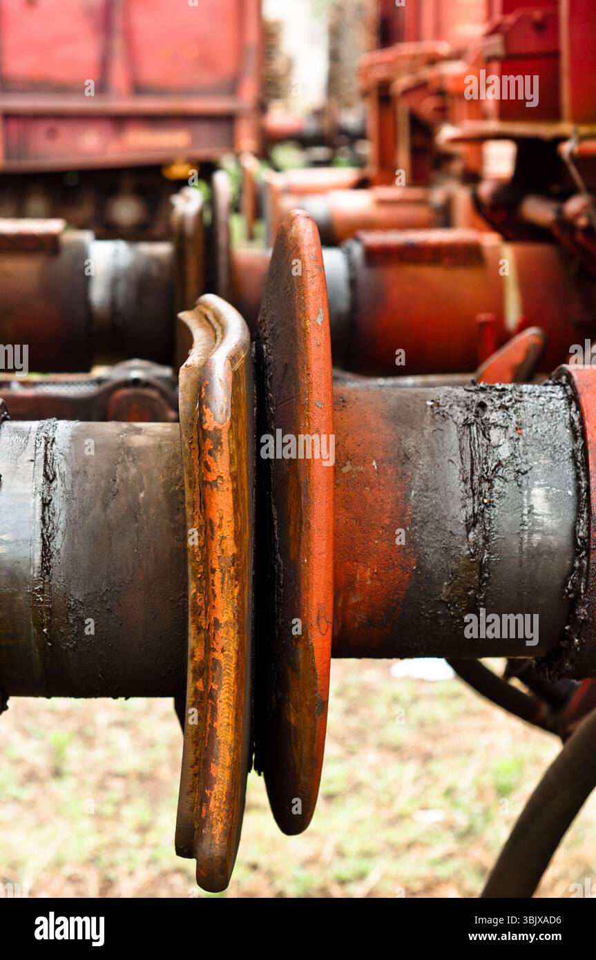 Connector bolts hi-res stock photography and images - Alamy